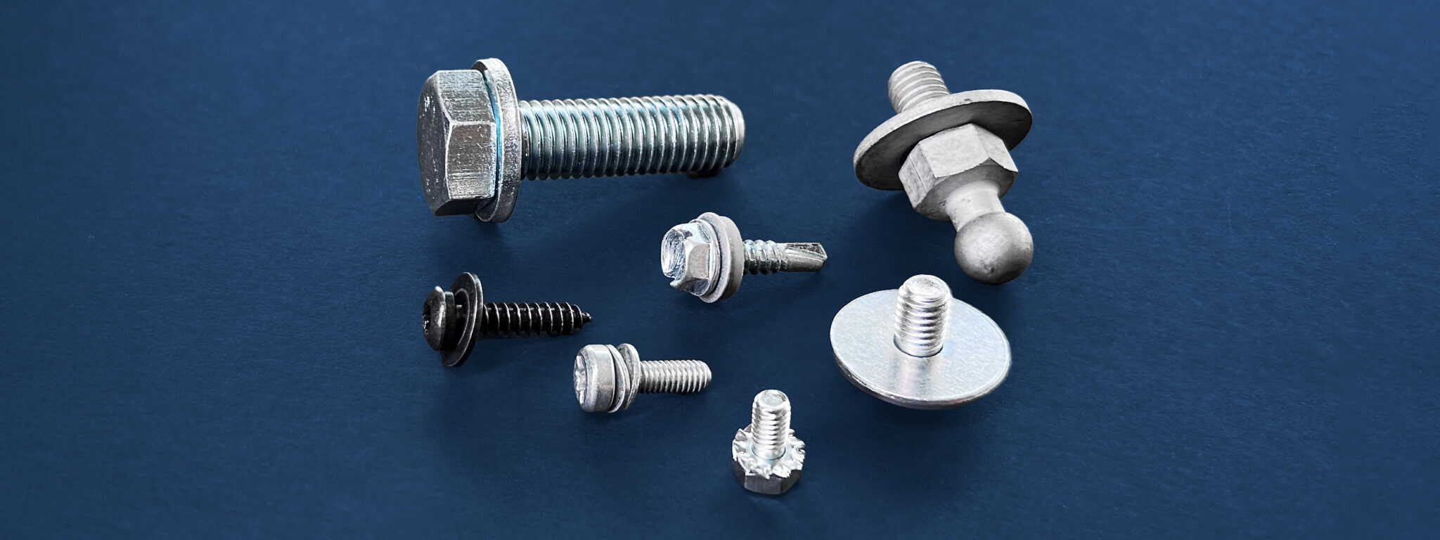 Kombischrauben mit unverlierbarer Scheibe DIN 6900/DIN 6901
